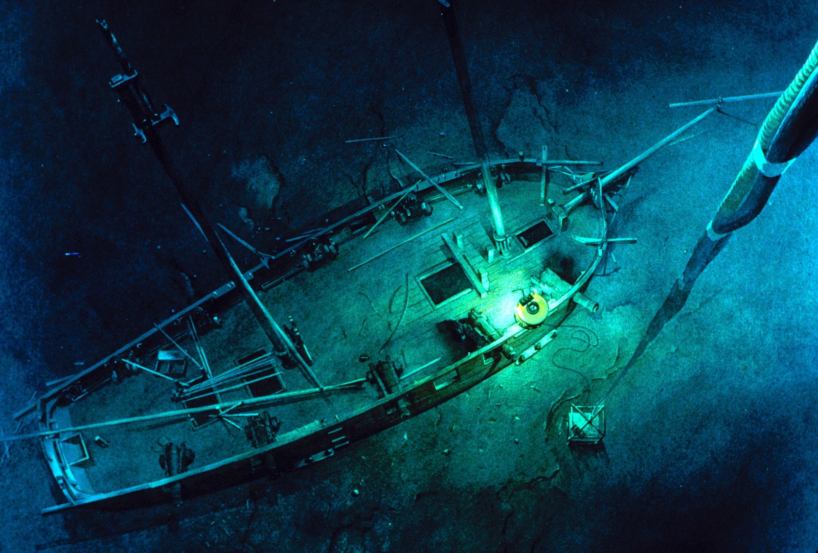 Sailing Shipwreck Pictures